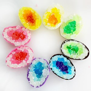 14 reactions | Recipe: https://www.pankobunny.com/recipes/geode-chocolate-eggs/ Use rock candy and white chocolate ganache to create geodes that are perfect for Easter! | pankobunny | Facebook