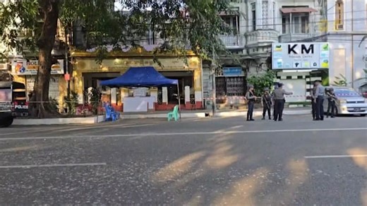 缅甸投票日炮火不断 11县镇遭反叛武装组织袭击