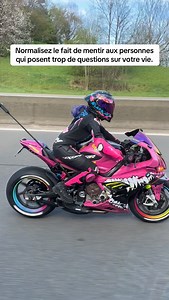 5.8K views · 997 reactions | Pourquoi vous êtes si curieux 﫣 Par contre j’ai un code promo sur les insta360 et leurs accessoires… code promo : INRWCY6 @insta360 #moto #humour #vole #bmw #s1000rr #motogirl | Alisson kn official | Facebook