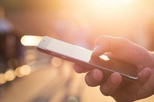 Nuisance caller dialled 999 more than 900 times in the space of less than a year