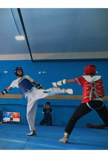 🤯 #taekwondowt #tkdezz #tkdkick #fypシ #rekk #🥶🥶🥶 #🥵🥵🥵 #🤯🤯🤯