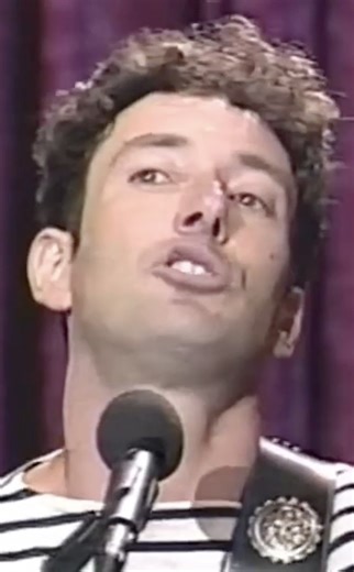 🎃👻 HALLOWEEN MODE: ON 👻🎃 Turn up the lights (or don’t). Turn up the volume (definitely). Here’s Still in Rock halloween playlist, a mix of fuzzy guitars, haunted basements & late-night echoes. https://open.spotify.com/playlist/0Op6M6DPfwnriODHtjTK6z?si=5efb05eaf6b94987 Here playing: Jonathan Richman – “Vampire Girl” (Late Night with Conan O'Brien, 1993) 🦇 Best served loud 🕸 🎃🎃🎃🎃🎃🎃🎃🎃🎃🎃🎃 | Still in Rock