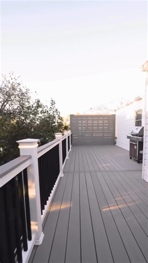 When you imagine your new deck, what do you see? A sleek privacy wall? The warmth of wood? Matching drink rail? Our Deck Concierges can help you piece your plan together: https://bit.ly/46W7blw Decking: Vintage Collection - Coastline Railing: RadianceRail Express - Drink Rail - White 📸: Dynoflip Construction LLC | TimberTech