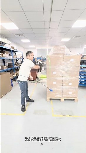 This is a truly strapping and threading assistant#palletthreader