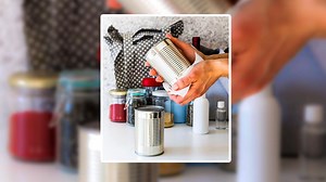 How To Remove Grease From Plastic Containers: A Step-By-Step Guide | Herzindagi