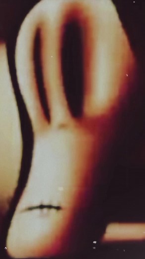 Exploring Distress in Dark Cartoon Art