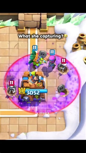 She's Lagging hard 💀🙏#clashroyale