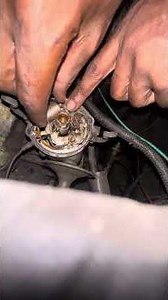 Points and Condenser on Lucas Distributor Replacement- Part 1