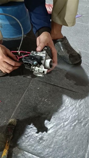 How to Service CRF Motorcycle Injectors #mechanics #automotive #honda #crf