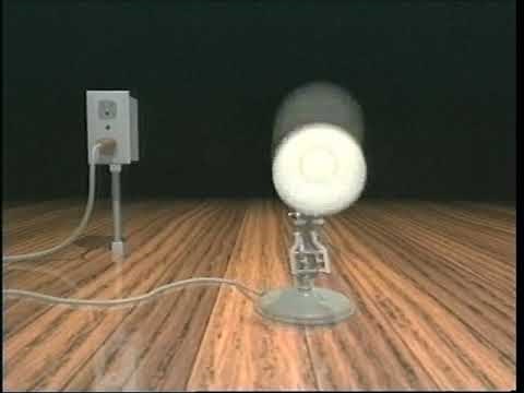 Sesame Street: Luxo Jr. in "Front and Back" (1991)
