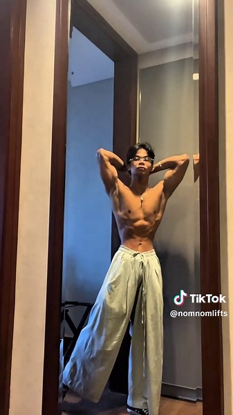 Effective Abs Workout for Building Mid Traps