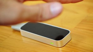 By actually using "Leap Motion" which can operate a PC with just a gesture moving hand in the air, it is like this