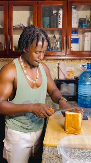 Kuna watu watasema nimekula takataka sijala jamani ni content tu niliachia hapo hapo! Ila Tutorial zitakuna nimaliza! | coy_mzungu