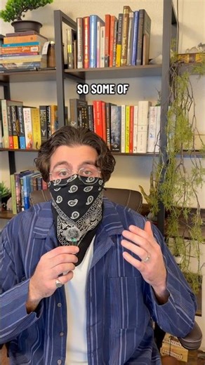 The Page Worn Parlor is open! Join my reader/writer discord server #readercommunity #writercommunity