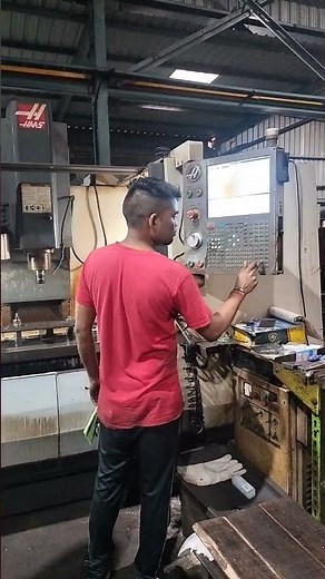 VMC MACHINE OPERATOR HAAS CONTROLLER #machine #cnc #automobile #haas #machine #automation