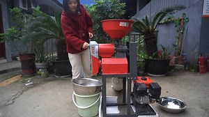 13K views · 159 reactions | 6N2018X-G is a portable rice huller machine with gasoline engine,capacity 150kg/hour . now it's available in the Philippines,Malaysia,Indonesia .Nigeria,Panama,Zambia,Ghana,Mozambique ,etc | Dawn Agro Machinery | Facebook