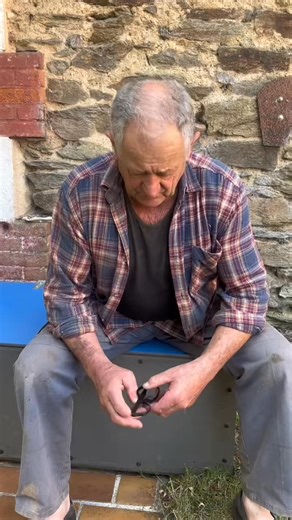 Jean Louis nous parle De ces aïeux #pourtoi vidéo complète sur YouTube | Les mémoires de Jean Louis