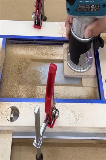 114K views · 303 reactions | Router Template Guide | WoodArt Extraction | Facebook