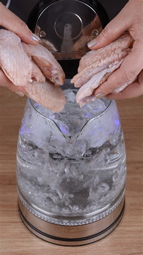 How did I not learn this before! Everyone is making chicken like this | That Recipe