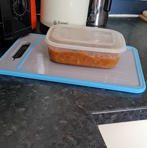 Forgot to get the meat out of the freezer? Not a problem for Miracle Melt! Quick delivery from family run UK business 🇬🇧 musthaveideas.co.uk/products/miracle-melt | Must Have Ideas UK