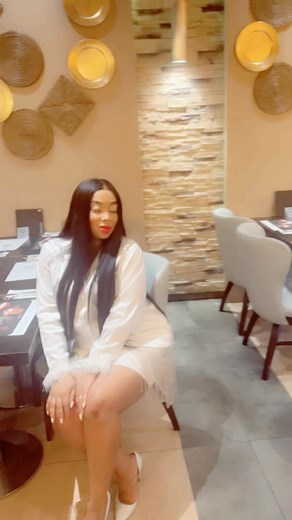 21 reactions | No caption inspiration ... The caption is me serving you gorgeousness and Ageless skin ✌️朗 . What are your weekend plans?? A spa time at @ageless_glow ? . Cheers to the weekend 壟 | Ageless Glow Beauty world | Facebook