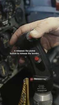 Inside the F-100 Cockpit #aviation #history #avgeek #pilot #museum