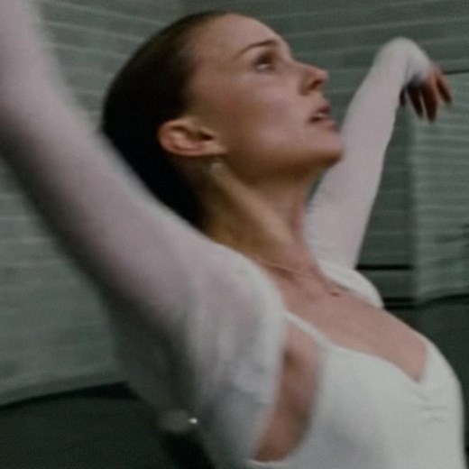The Intriguing Relationship Between Nina and Lily in Black Swan