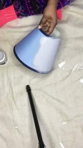 DIY lamp shade Tutorial￼/painting a lamp shade