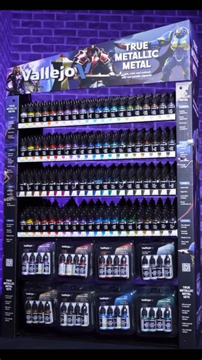 Acrylicos Vallejo on Instagram: "🇺🇸🇬🇧🎬 𝗨𝗡𝗕𝗢𝗫𝗜𝗡𝗚 𝗬𝗼𝘂𝗧𝘂𝗯𝗲 | 𝗧𝗥𝗨𝗘 𝗠𝗘𝗧𝗔𝗟𝗟𝗜𝗖 𝗠𝗘𝗧𝗔𝗟 ✨⛓️ There are paint ranges you see once and instantly know they’ll become your new favs. That’s 𝗧𝗥𝗨𝗘 𝗠𝗘𝗧𝗔𝗟𝗟𝗜𝗖 𝗠𝗘𝗧𝗔𝗟 😳 Ultra-powerful color, full coverage from the first brushstroke, and a high-impact metallic shine. Thanks to the 𝗕𝗦𝗟 𝗦𝗬𝗦𝗧𝗘𝗠 (base, light, and shadow), painting metal is 𝗲𝗳𝗳𝗼𝗿𝘁𝗹𝗲𝘀𝘀 𝗮𝗻𝗱 𝘀𝗮𝘁𝗶𝘀𝗳𝘆𝗶𝗻𝗴. We make it truly easy!