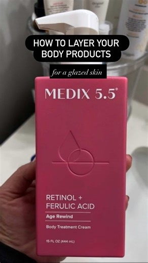 @Medix 5.5 Retinol and ferulic acid body lotion is an holy grail. The anti aging properties and moisturizing effects makes it an everyday reach for me. Pairing that with an extra virgin olive oil for that even tone skin makes these two products a match made in skin heaven 😄😍 #bodycare #glowingskin #skincaretips