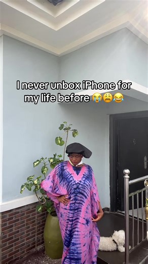 Unboxing the iPhone 12 with Airboy Kelvin