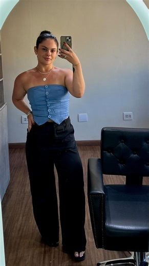 T H A Y N A R A B A R C E L O S | Biomédica Esteta on Instagram: "O ano termina do mesmo jeito que começou: de joelhos e com o coração cheio de gratidão. Gratidão a Deus pelas batalhas, pelas vitórias, pelos aprendizados e por cada vida que pude cuidar. Tudo vem d’Ele. Tudo é pra Ele. ✨🙏🏻🤍 • • • #viral #fyp #viralreels #instagram #fé"