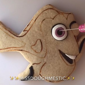Just keep swimming, swimming, swimming... By Miss Doughmestic YT: http://bit.ly/2lUyusw | Beautylicious