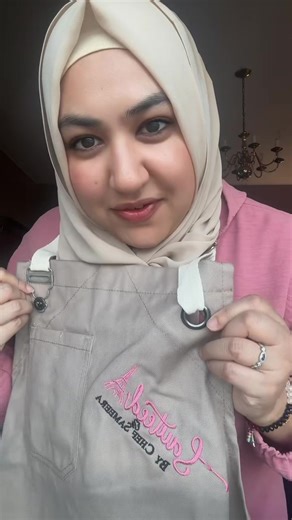 Stunning and Personalized Workwear Aprons for Chefs