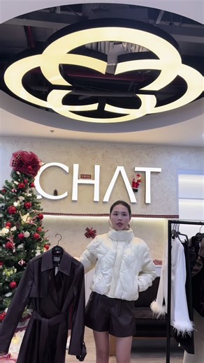 Chị em vào săn deal điiii