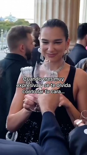 Contame Paraguay on Instagram: "A quien te recuerda? 🤣🤣 . Notas: Tenemos un sorteo con @piriland.py 🥰 ¡2 días 1 noche para 4 amigos! Para participar te invitamos a mirar el post anterior ❤️"