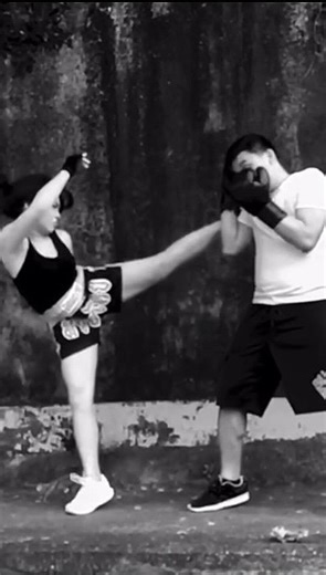 Able Scents on Instagram: "2016 by founder @gia_g__ when she was 14 years old and 13 year old @jessie_gonzales_ 💕🤭 Their DIY Ad for the perfume business they started together in high school, was an expression for the passion they have in their sport & their products.🥊🤸🏾‍♀️✨ Little do they know this was a seed for bigger things coming… this is how it all began❣️ #2016 #throwback #entrepreneur #ablescents"