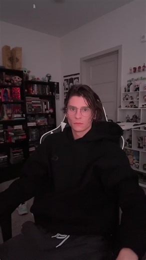 People who walk on their tippy toes #interesting #weird #funny #trending #fyp