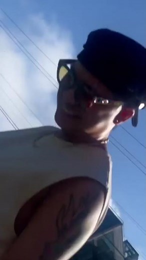 Fireworks + piñata = chaos the kids absolutely LOVED 🎇💥