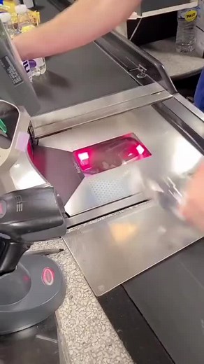 Using Self-Checkout Machines: A Step-by-Step Guide