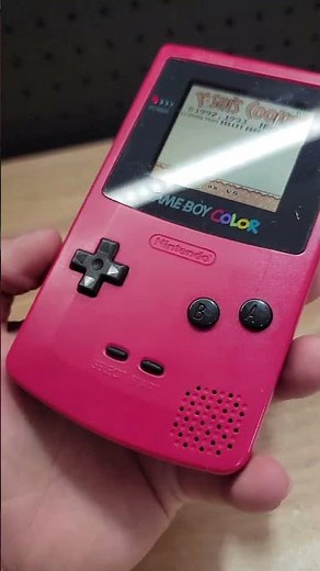 NINTENDO GAME BOY COLOR MODEL CGB-001 BERRY PINK W/ YOSHI'S COOKIE GAME TESTING VIDEO
