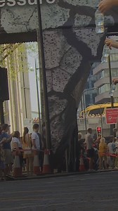 Water bottles that you can eat?!? Today's half marathon in north London is using them to reduce plastic waste. | BBC London