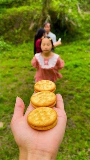 CHALLENGE: EATING CAKE WITH CONDENSED MILK Celano ice cream, super delicious, the perfect combina...