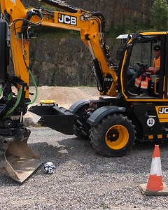 134K views · 4.4K reactions | Precision control. The #JCB operators are getting in the FIFA Women's World Cup spirit with a 4CX backhoe, hydradig and 525-60E loadall. #WorldCup2023 #FIFAWWC | JCB | Facebook