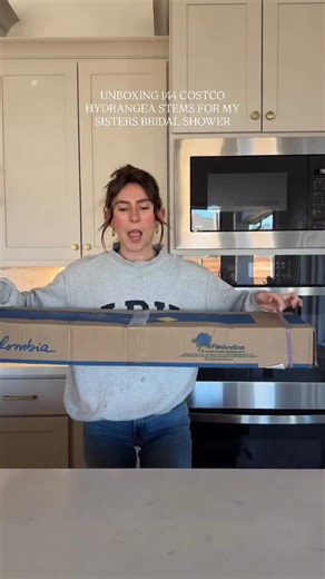 Morgan Kunzie on Instagram: "I can’t wait to show you guys how everything turned out! 🩵 #bridalshower #costco #bulkflowers #hydrangea"