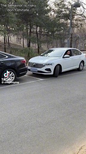 1.9M views · 47K reactions | Learn Best Parking Skills #1 #driverstoday #drivinglessons #drivinginstructor #DriveWithConfidence #driving #road #parking #skills | Drivers Today | Facebook