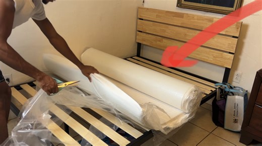 Watch Full Unboxing Of 6 Inch Memory Foam Mattress on Amazon Live