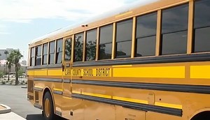 4.6K views · 25 reactions | TODAY the RTC of Southern Nevada is taking over select bus routes for high school students. Sean DeLancey explains bit.ly/3mFD2P7 | KTNV Channel 13 Las Vegas | Facebook