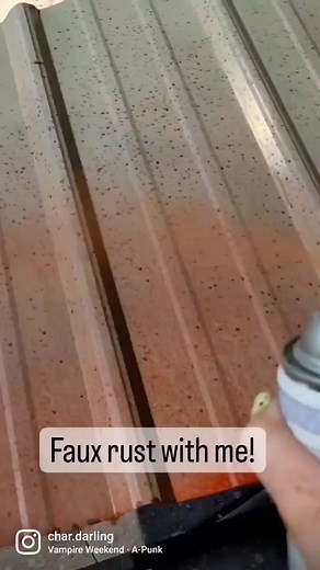 Ever wondered how to create a *perfect* rust effect? Scenic Artist Steph Charaska shows us how it’s done! Have you tried this? • #scenicpainter #scenicpainting #roscopaint #scenicartist #fauxrust #fauxrusttechnique #setdesign #techtheatre #fyp #foryoupage