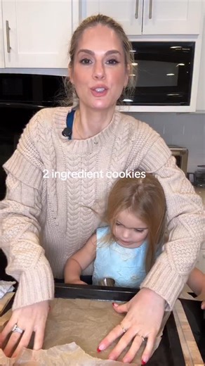 Holiday season is upon us so I promise u to load your feed with healthy, EASY gluten free recipes!!! These 2 ingredient (3 if ur counting the splash of vanilla) are so easy and customizable to your preferences. You just need dates and almond flour!!! #cookies #glutenfree #easyrecipes | Kelly Kruger